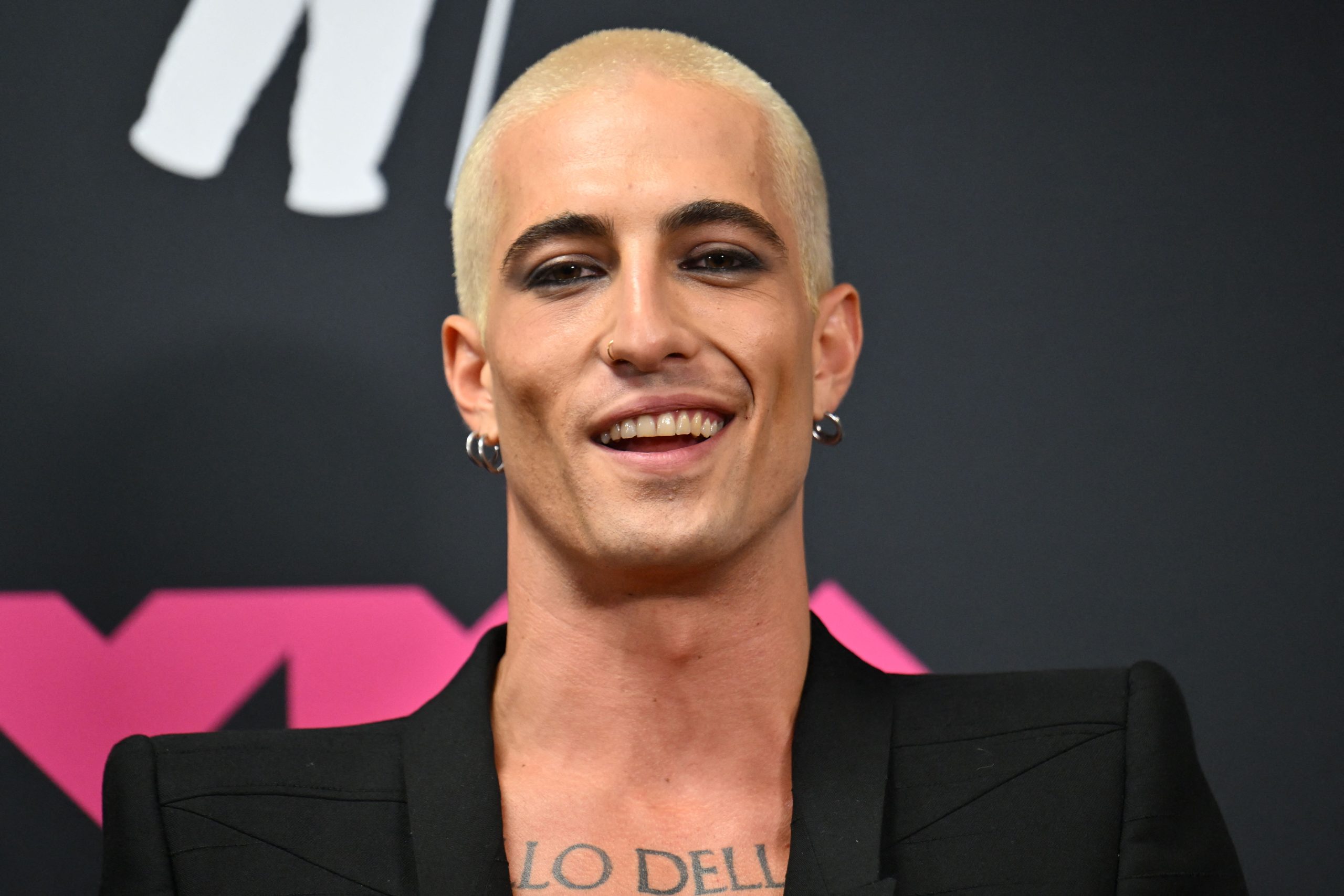 Damiano David (Maneskin) takes another step in his solo career with ...