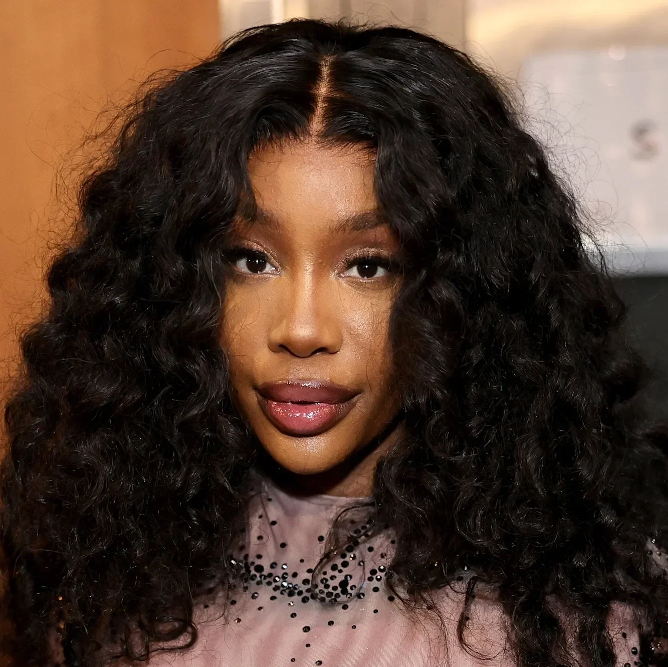 SZA makes history, "SOS" ties Michael Jackson's Thriller record on the ...